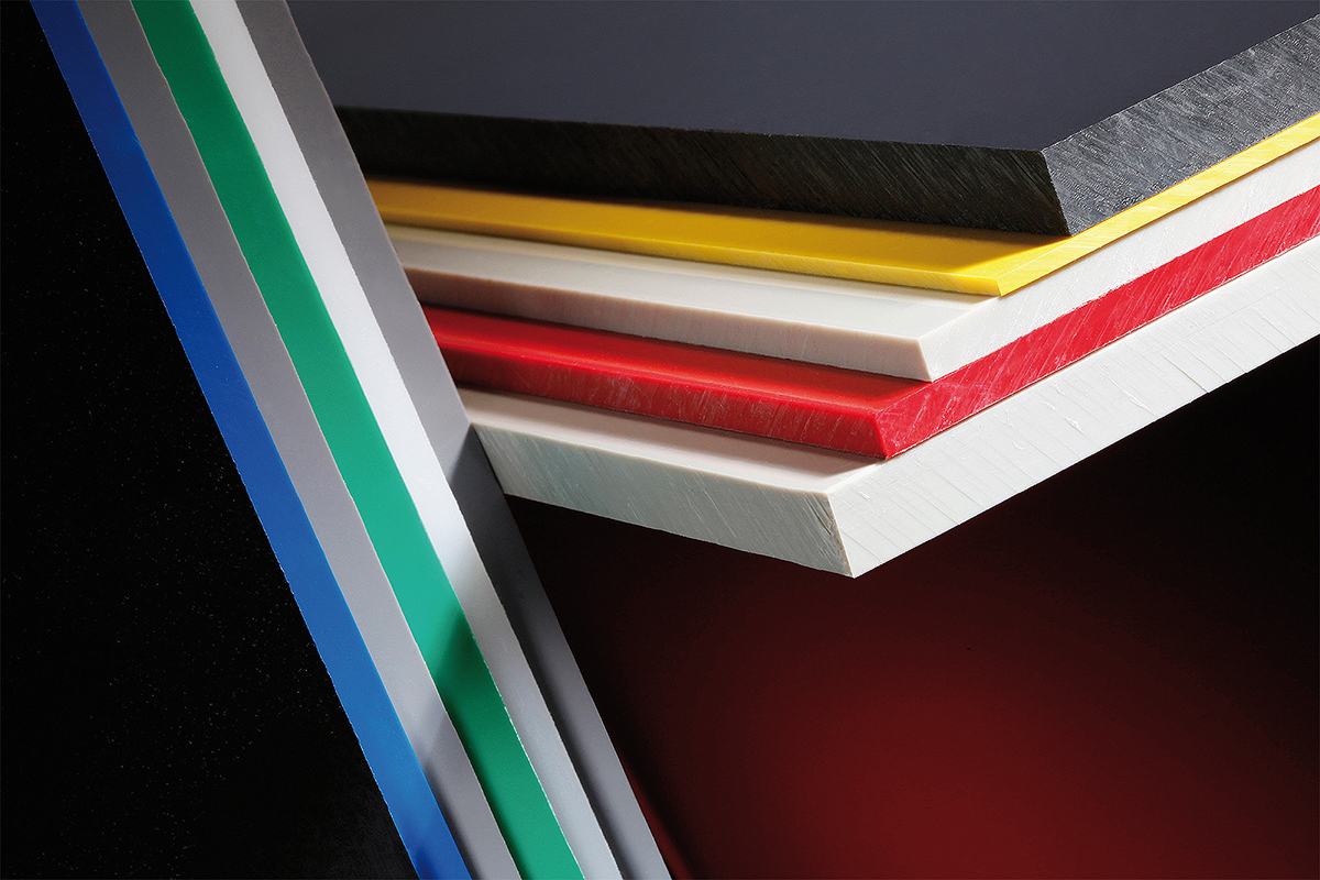 Výroba plastů aneb k čemu se hodí lisované plastové desky - PRAHA 24 ...